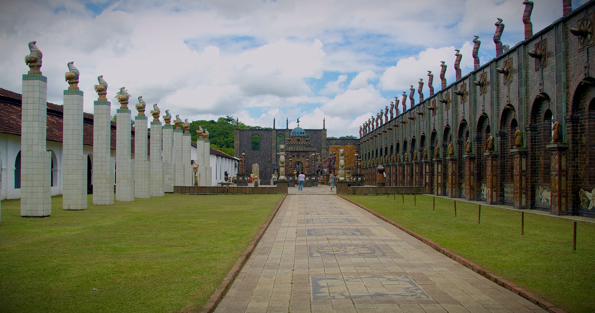 Oficina Francisco Brennand celebra a volta do público - Flo Magazine